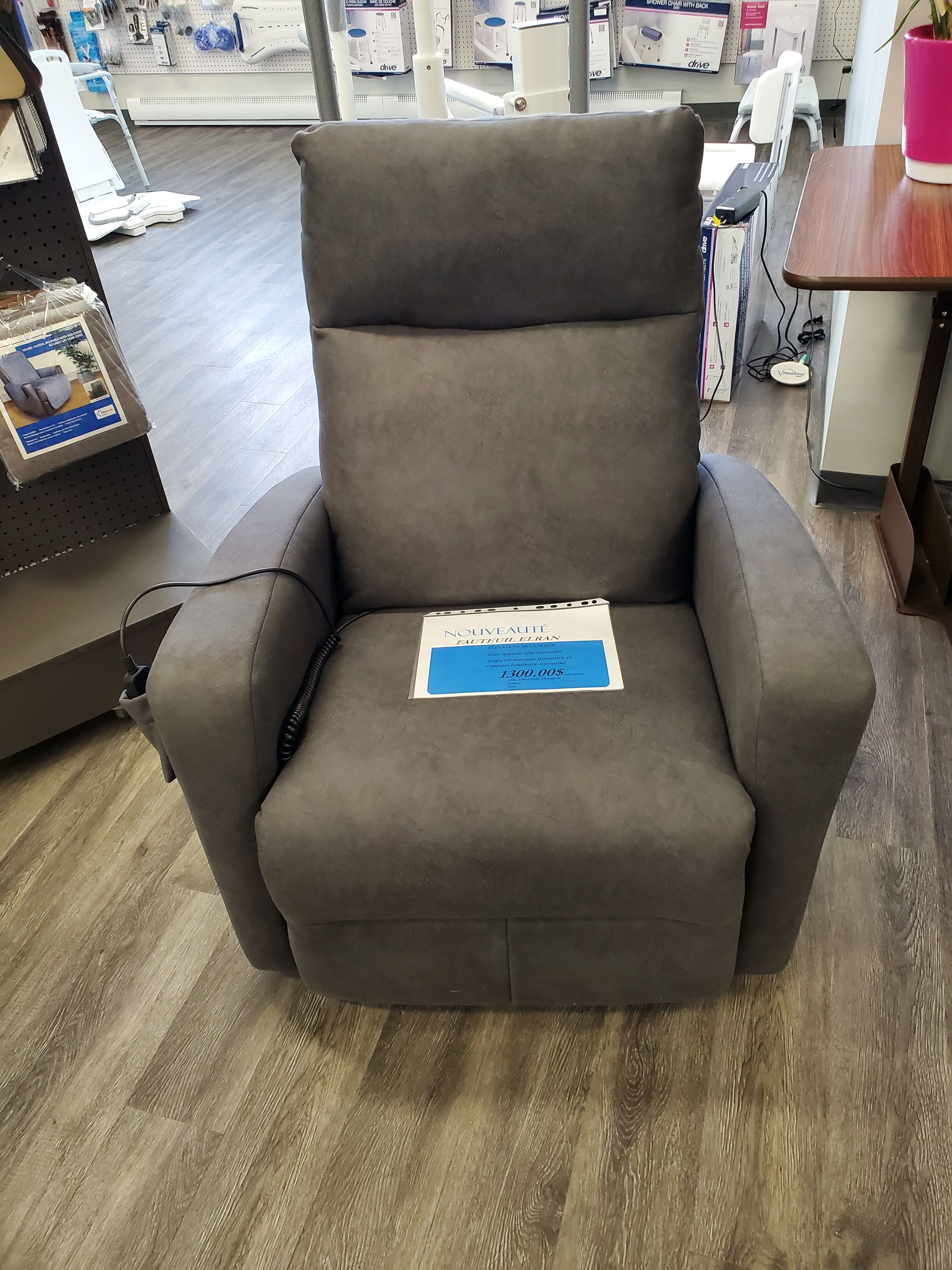 Fauteuil auto-souleveur ELRAN (c0102-H-mmf-lbr MECLP1 4743-01) • ESKair